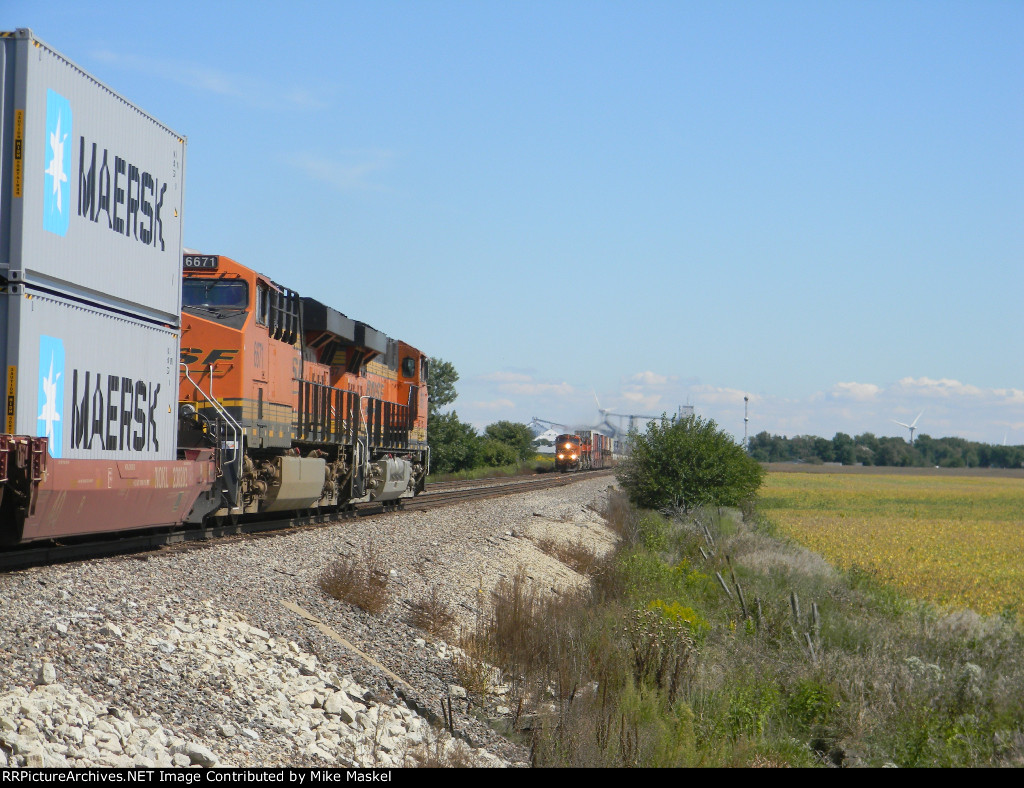 BNSF 6667